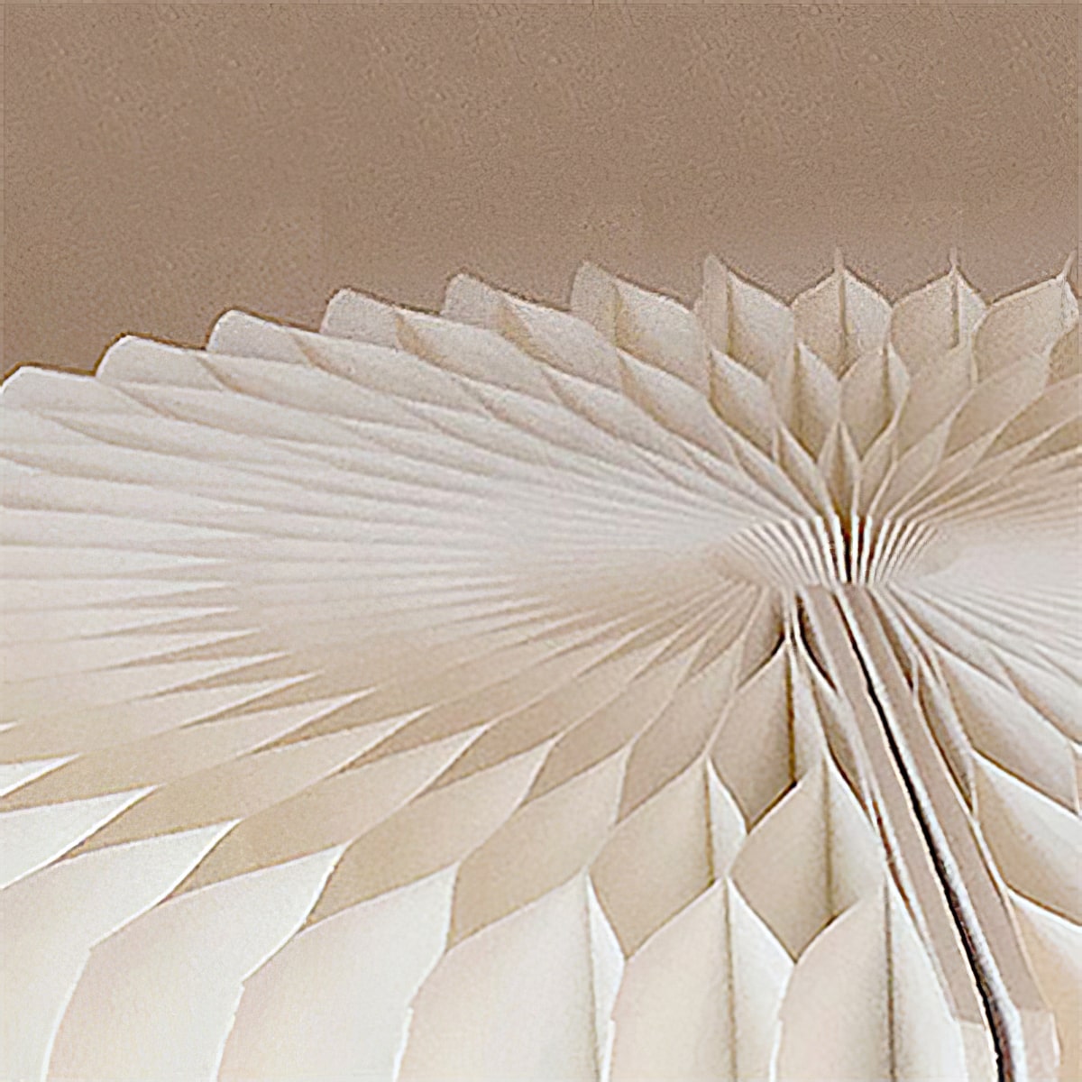Anette Pleated Pedestal – MUNKEN
